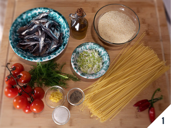 Pasta alici con pangrattato - Calabria nel Piatto